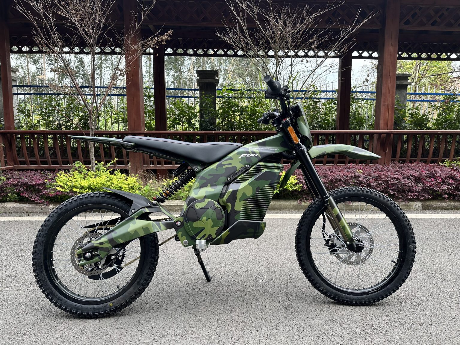 Surron 2025 Ultra Bee HP - Epic Cycles eBike and Scooter